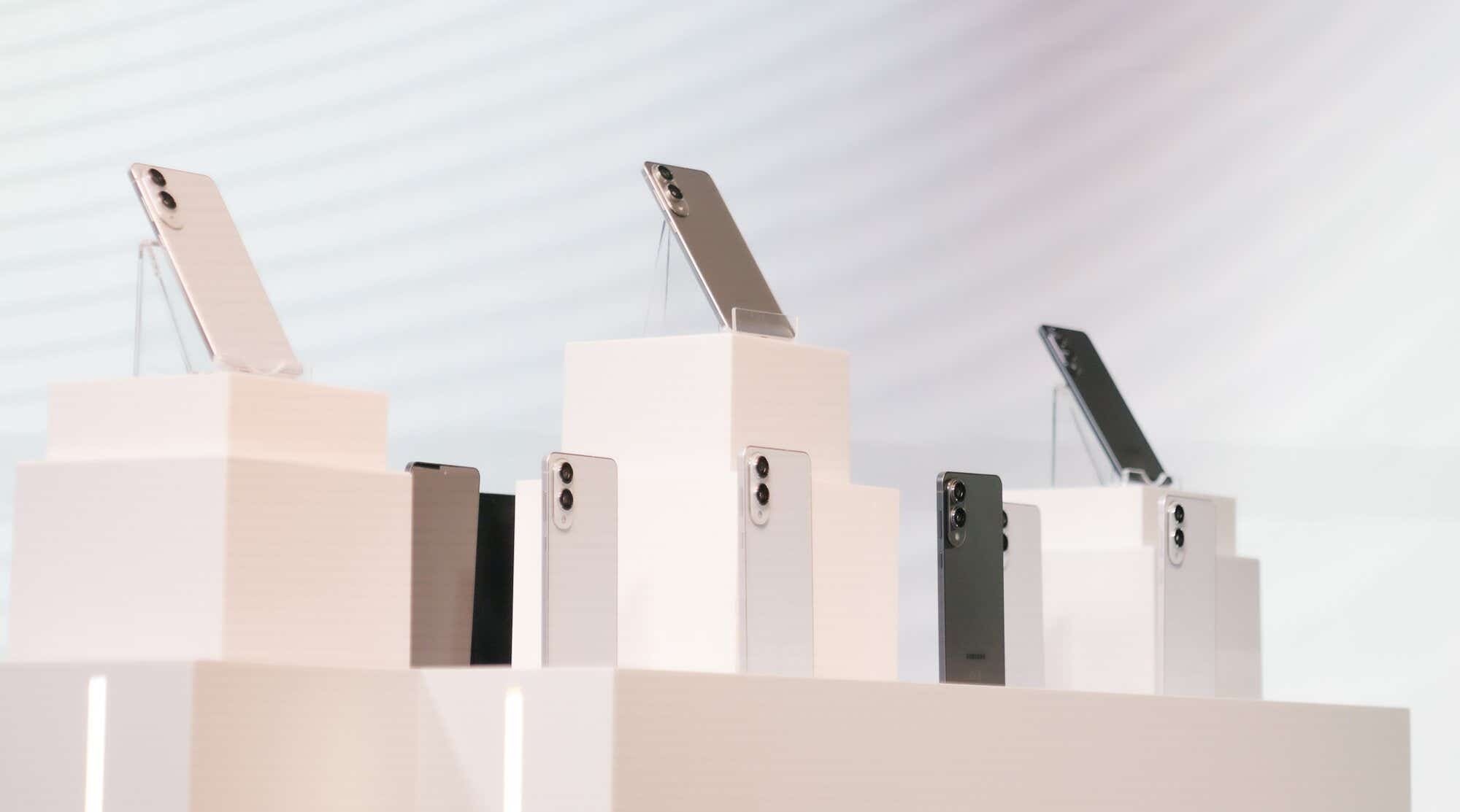 Compare our range of Talkmobile contract phone deals