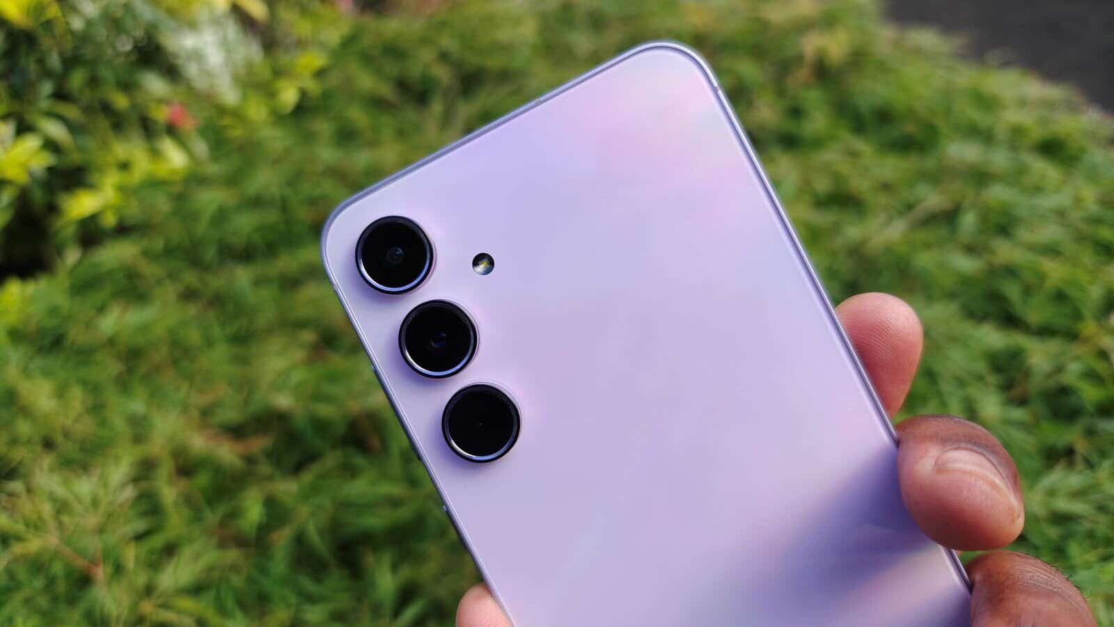 Samsung Galaxy A55 Review - Uswitch