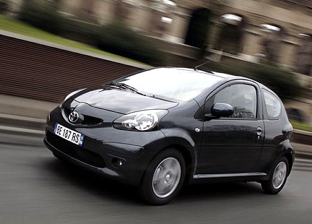 Best and Cheapest First Cars for New Drivers